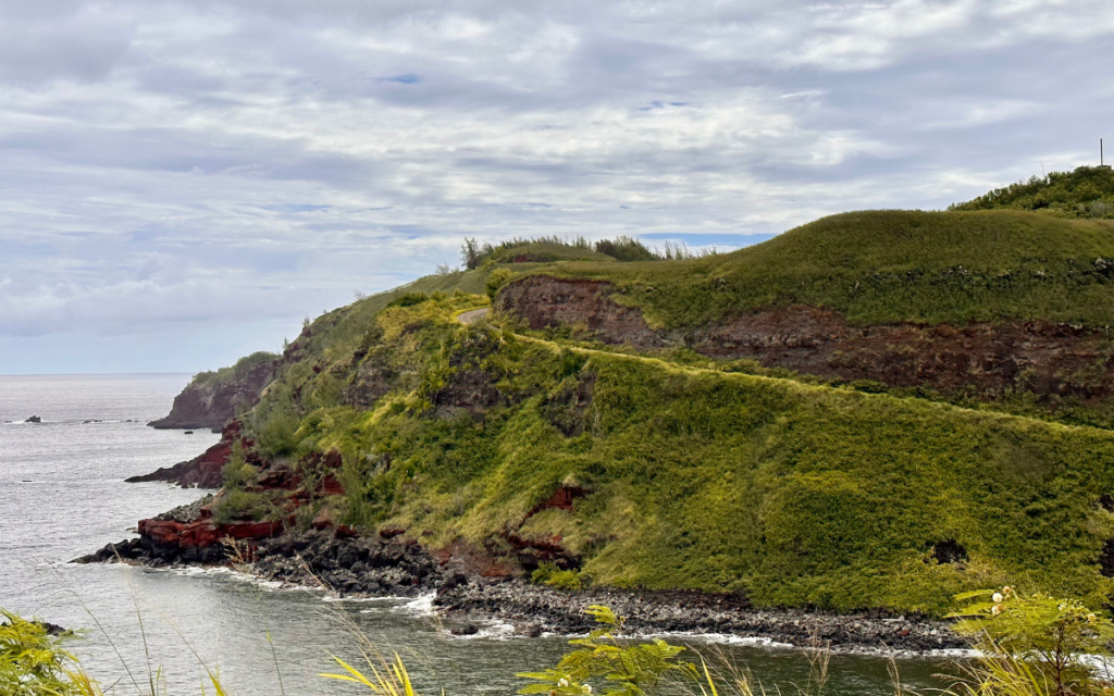 A Secret Coastal Road in Maui That’s Both Jaw-Dropping and Heart ...